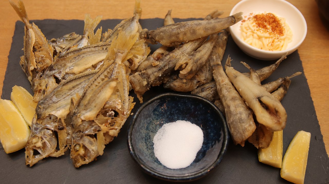 メヒカリの天ぷらや唐揚げはまるごと？骨まで絶品な揚げ方と下処理 - サカシュン SAKASHUN